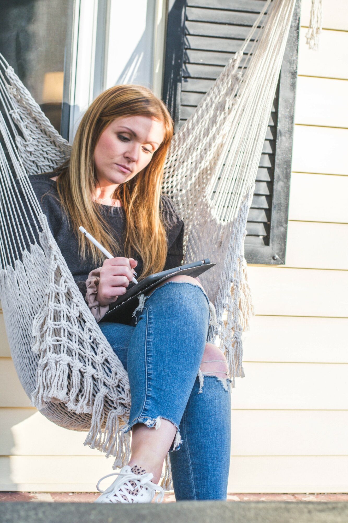 Conversations with Rachel Shoaf - Voyage Knoxville Magazine