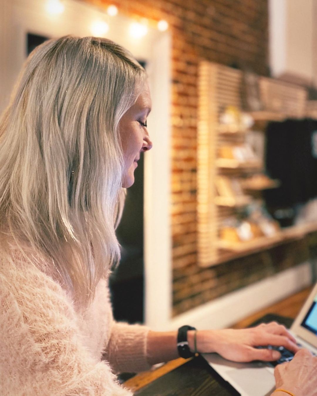 Hidden Gems: Meet Tracy Riggs of VanWhy CoOp - Voyage Knoxville Magazine