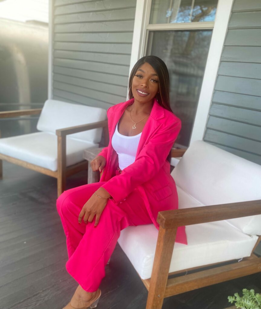 Daily Inspiration: Meet Jasmine Woodson - Voyage Knoxville Magazine