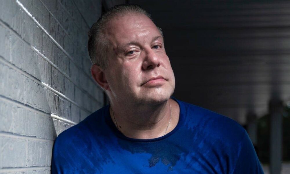 Life & Work with Michael Holtz - Voyage Knoxville Magazine