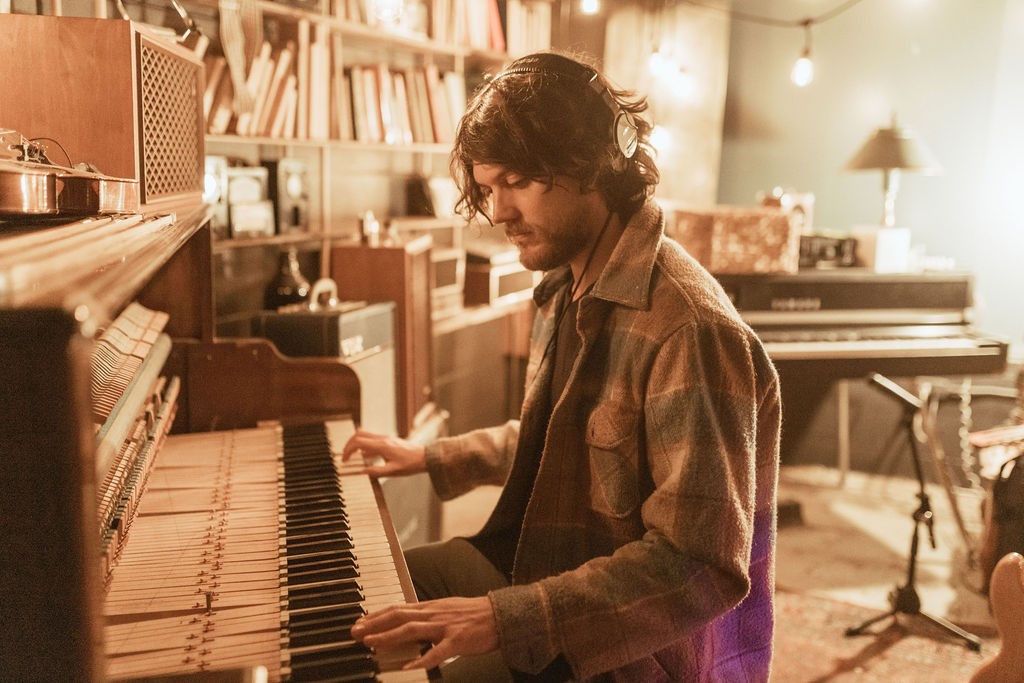 Conversations with Joey Lee - Voyage Knoxville Magazine