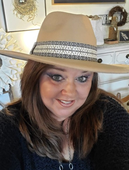 Community Highlights: Meet Kim Olvey of Mae Larue Boutique - Voyage ...